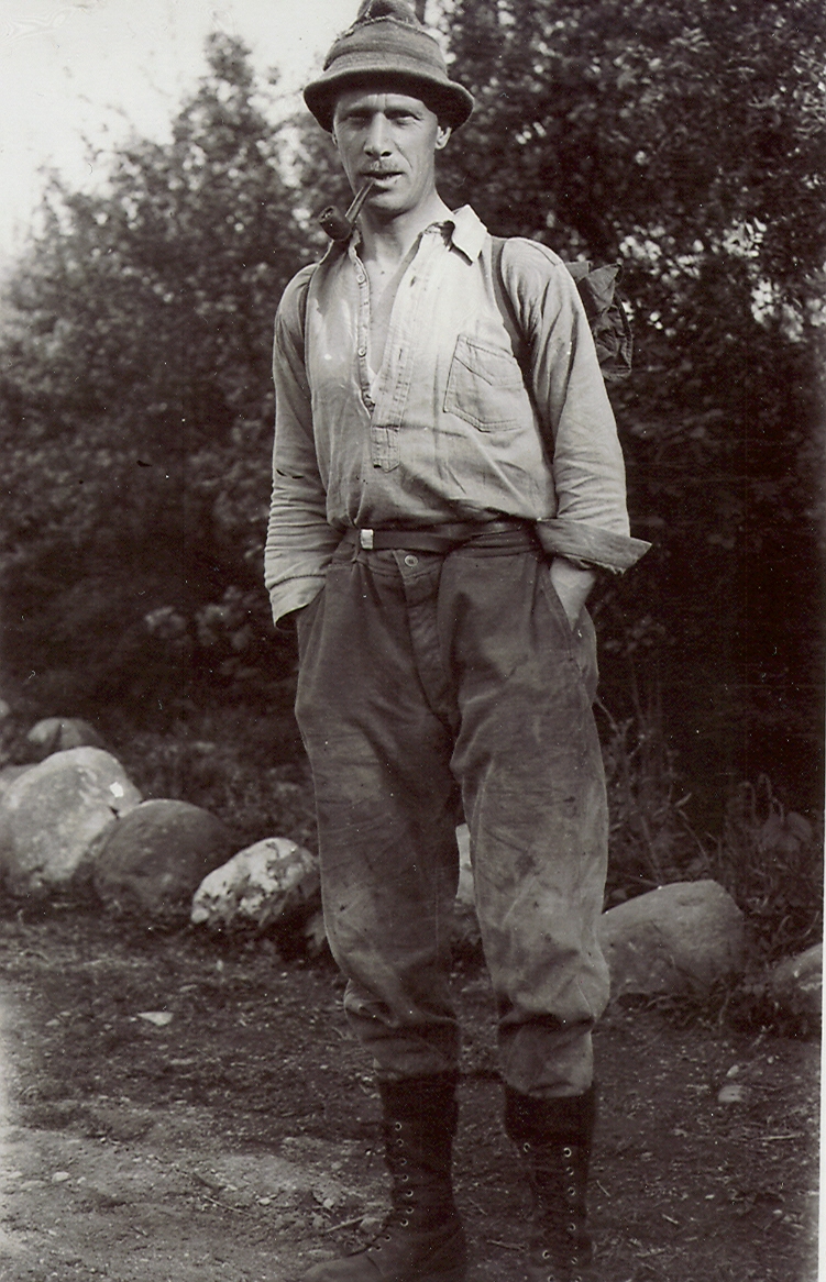 Biographies – Alpine Club of Canada Vancouver Island Section